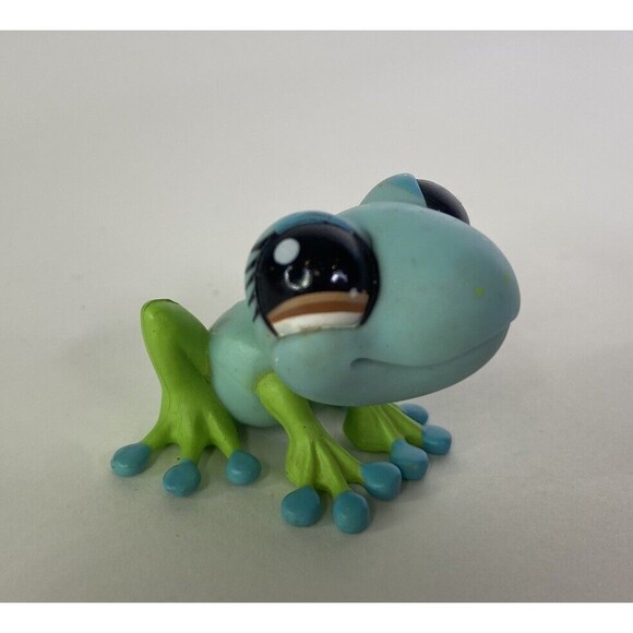 Hasbro | Toys | Littlest Pet Shop Lps 14 Frog Blue Green Dot Eyes ...